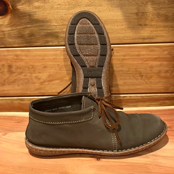 Born | Shoes | Born Loafers Womans Size 9 Like New Army Green | Poshmark
